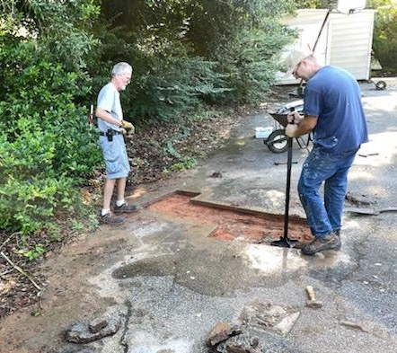 Thanks to the Pothole Fixers! - Unitarian Universalist Church of Pensacola